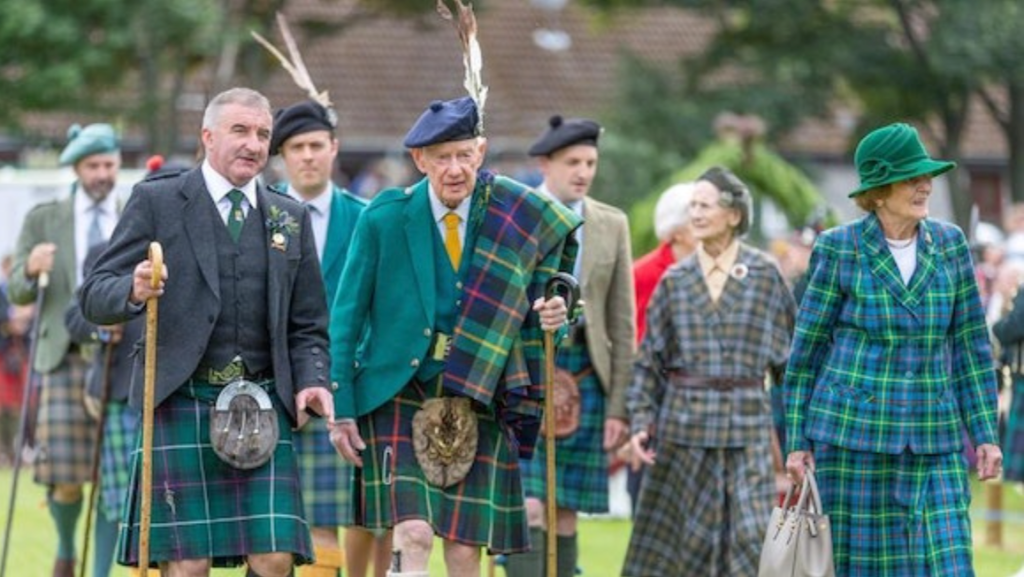 Traditional Scottish Clothing - Roots, Customs & Cultural Impact