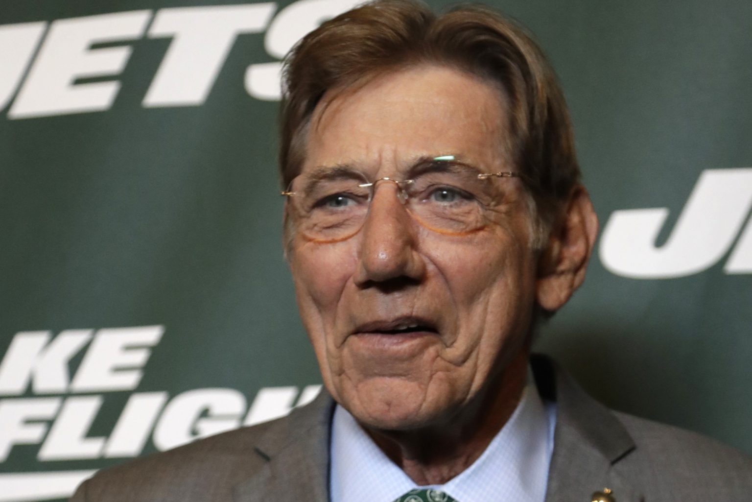 Joe Namath: The Legendary Quarterback Who Changed the Game